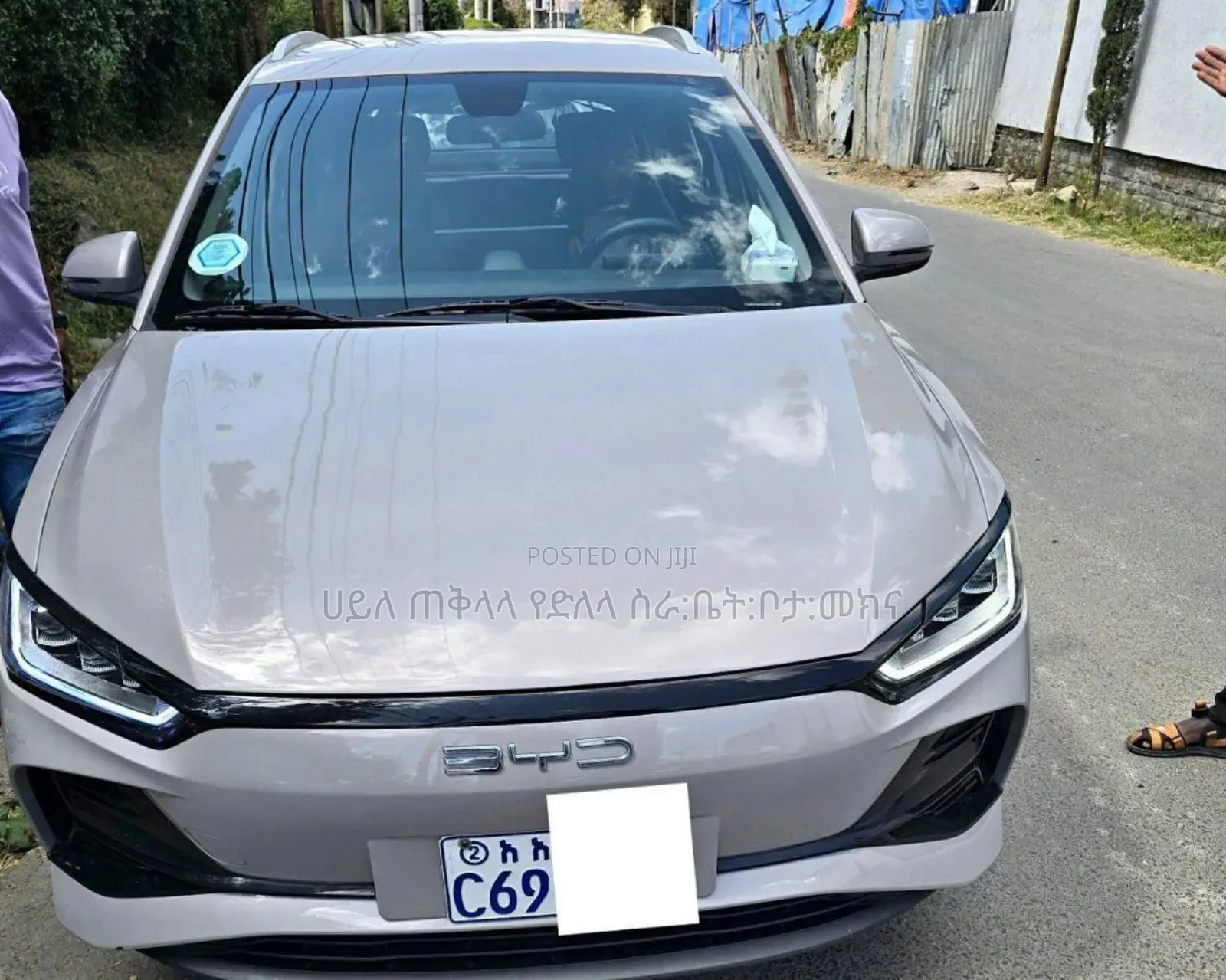 BYD E2 43 kWh 94 hp FWD 2025 Gold in Bole - Cars, ሀይለ ጠቅላላ የድለላ ስራ ...