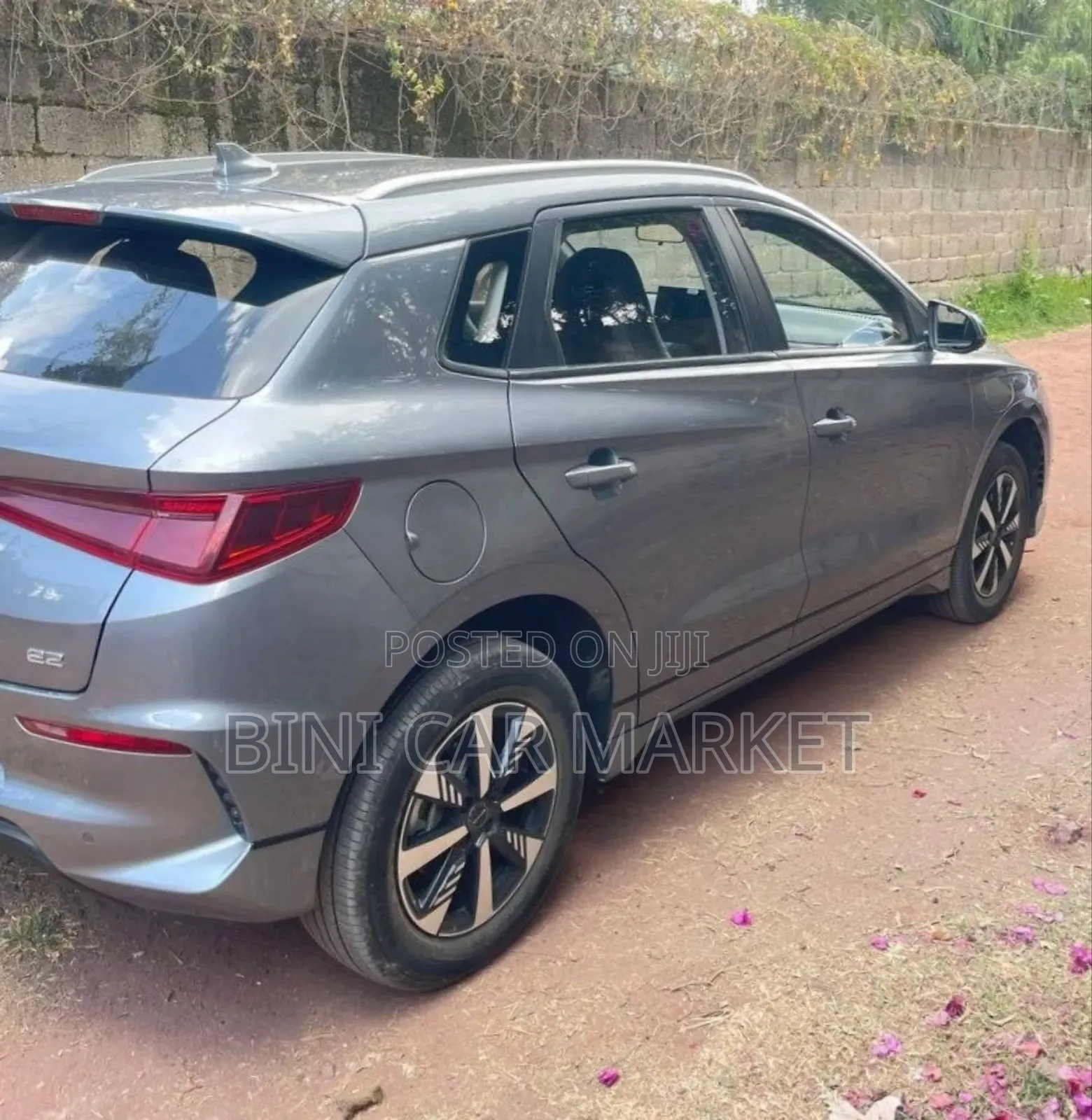 BYD E2 43 kWh 94 hp FWD 2025 Silver in Bole - Cars, Bini Tekle | Jiji ...