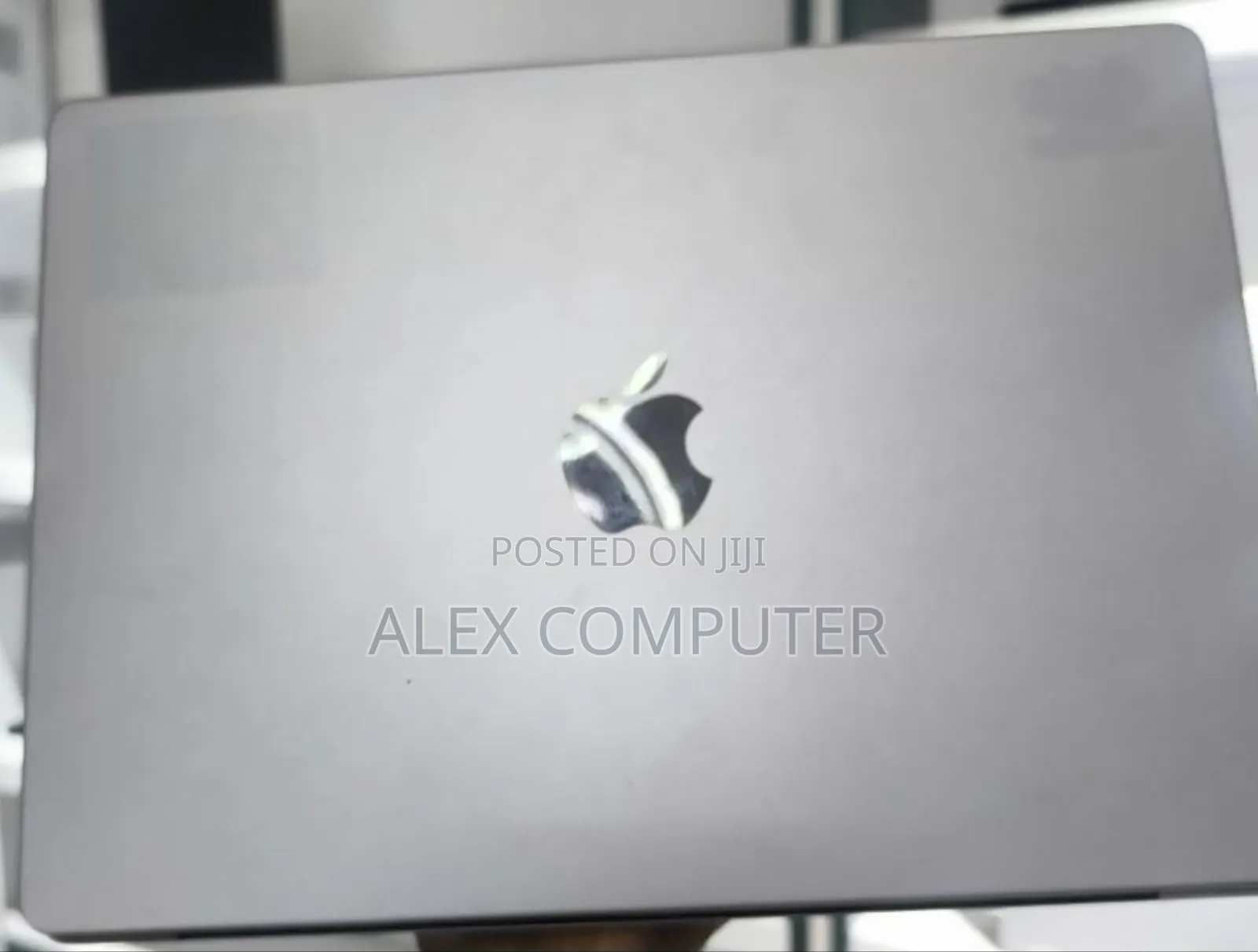 New Laptop Apple MacBook Pro 2021 M1 16GB Apple M1 Pro SSD 512GB in ...