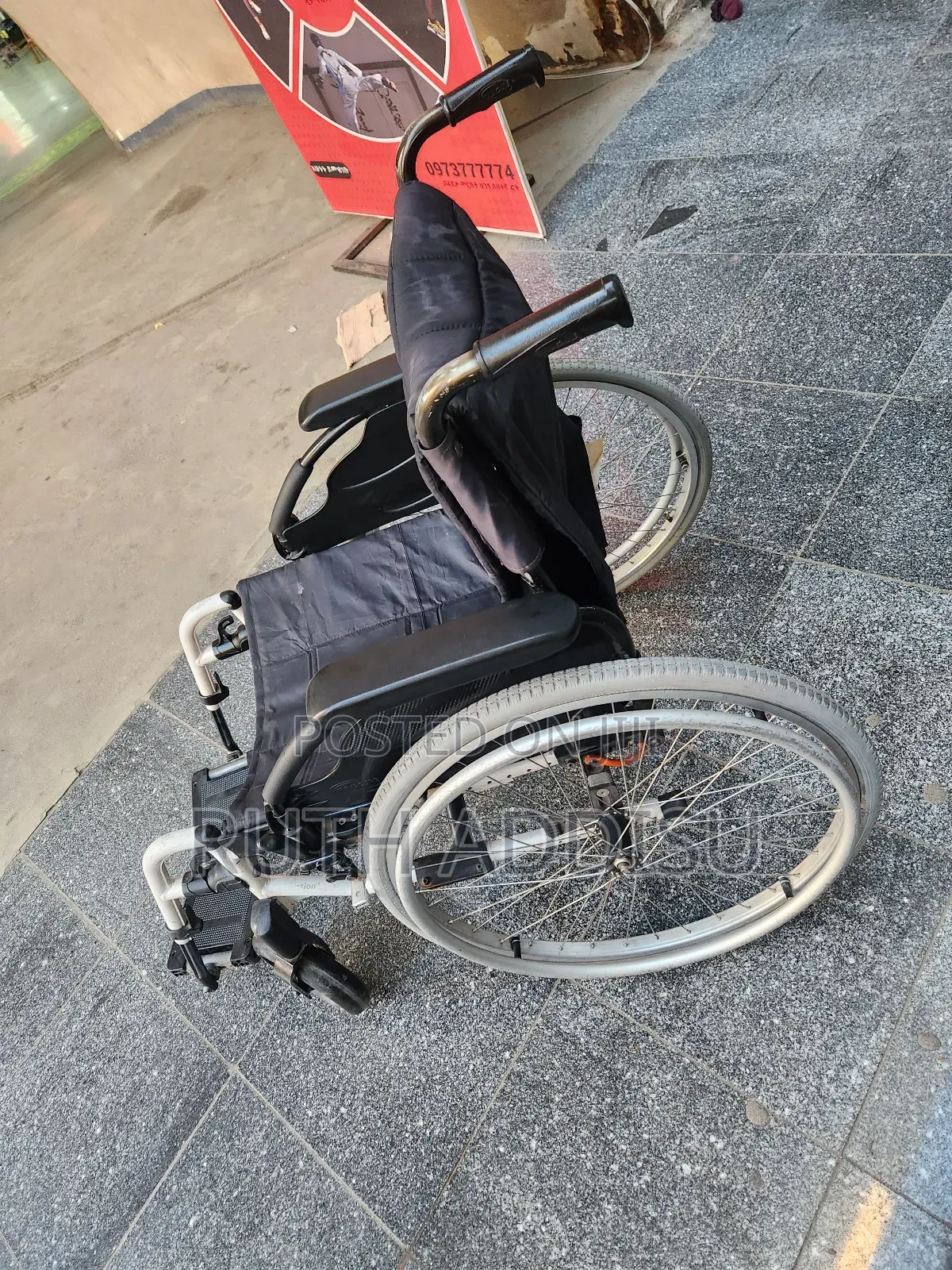 Used Wheelchair Wheelchairs Folding Non Slippery Hand Railes in Arada ...