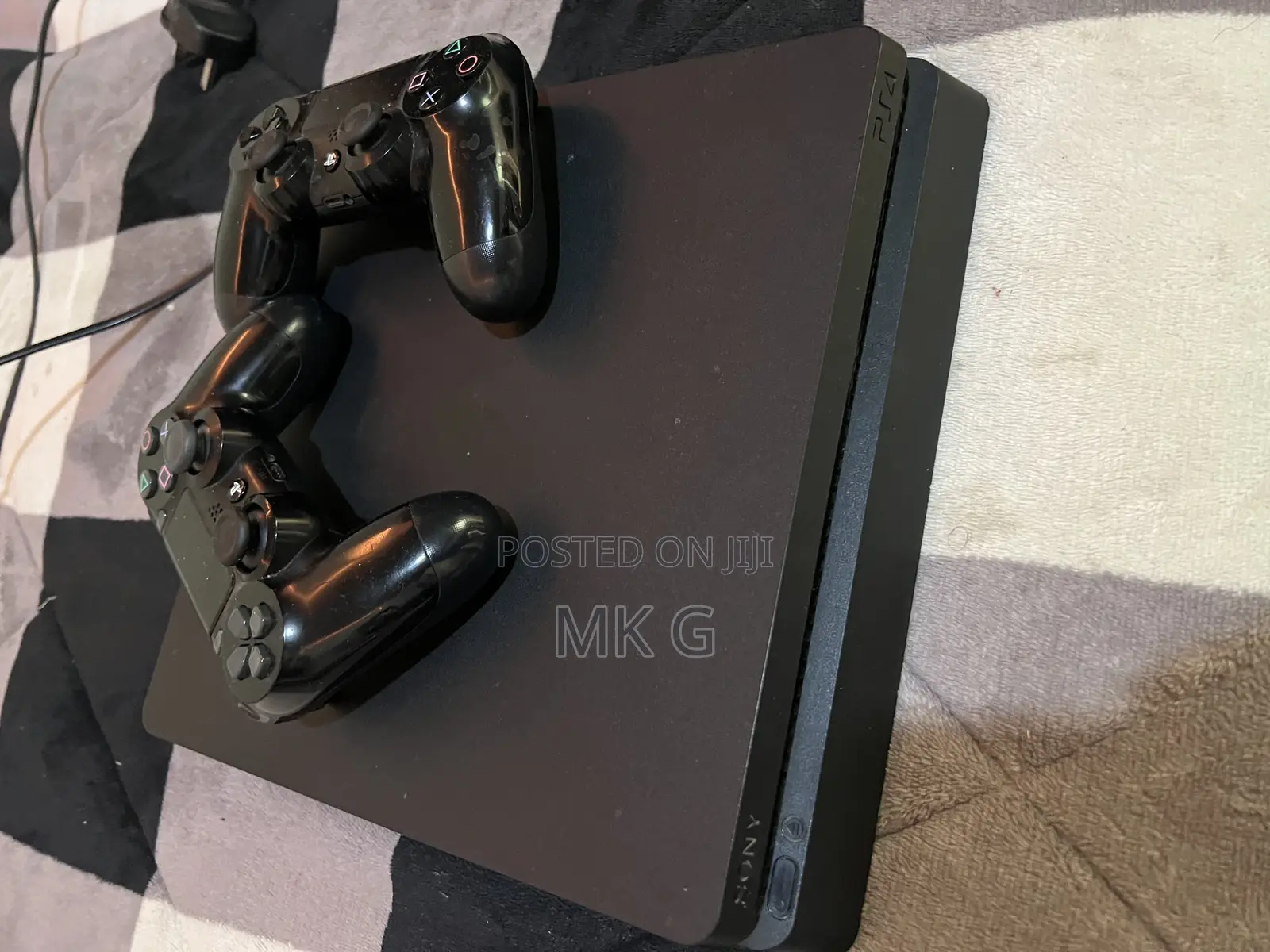 Playstation 4 Slim in Yeka - Video Game Consoles, Mk G | Jiji.com.et