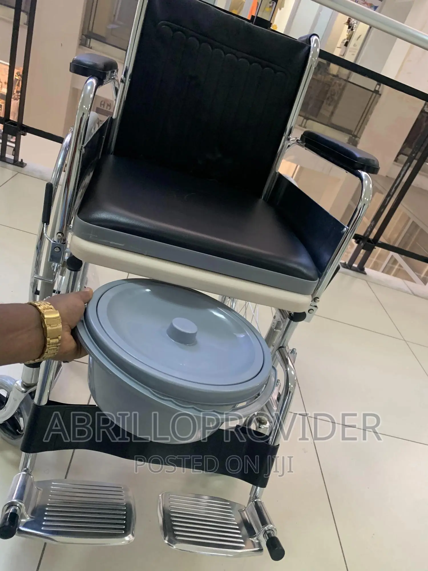 Toilet Pot | Old People, Wheelchair/Wheelchair/Wheelchair in Bole ...