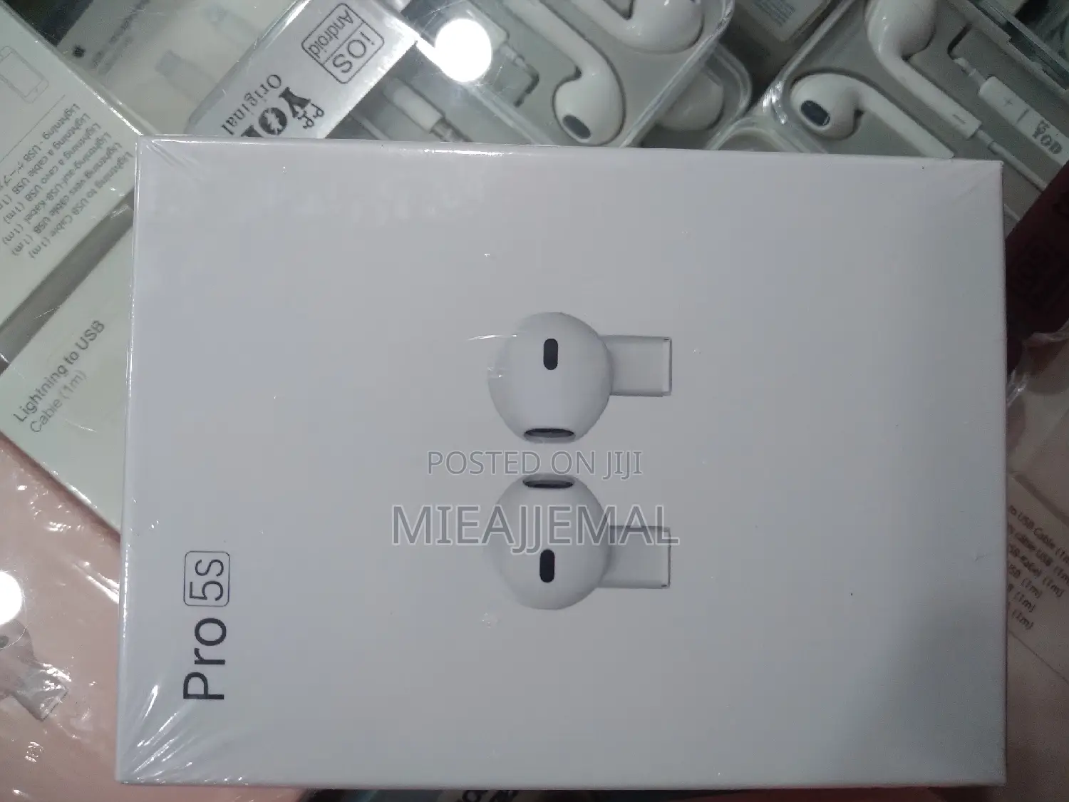 Airpod Pro5s in Arada - Headphones, Mieajjemal | Jiji.com.et