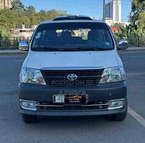 Toyota HiAce 220 2007 White in Bole - Cars, Adika™ Car Market | Jiji.com.et