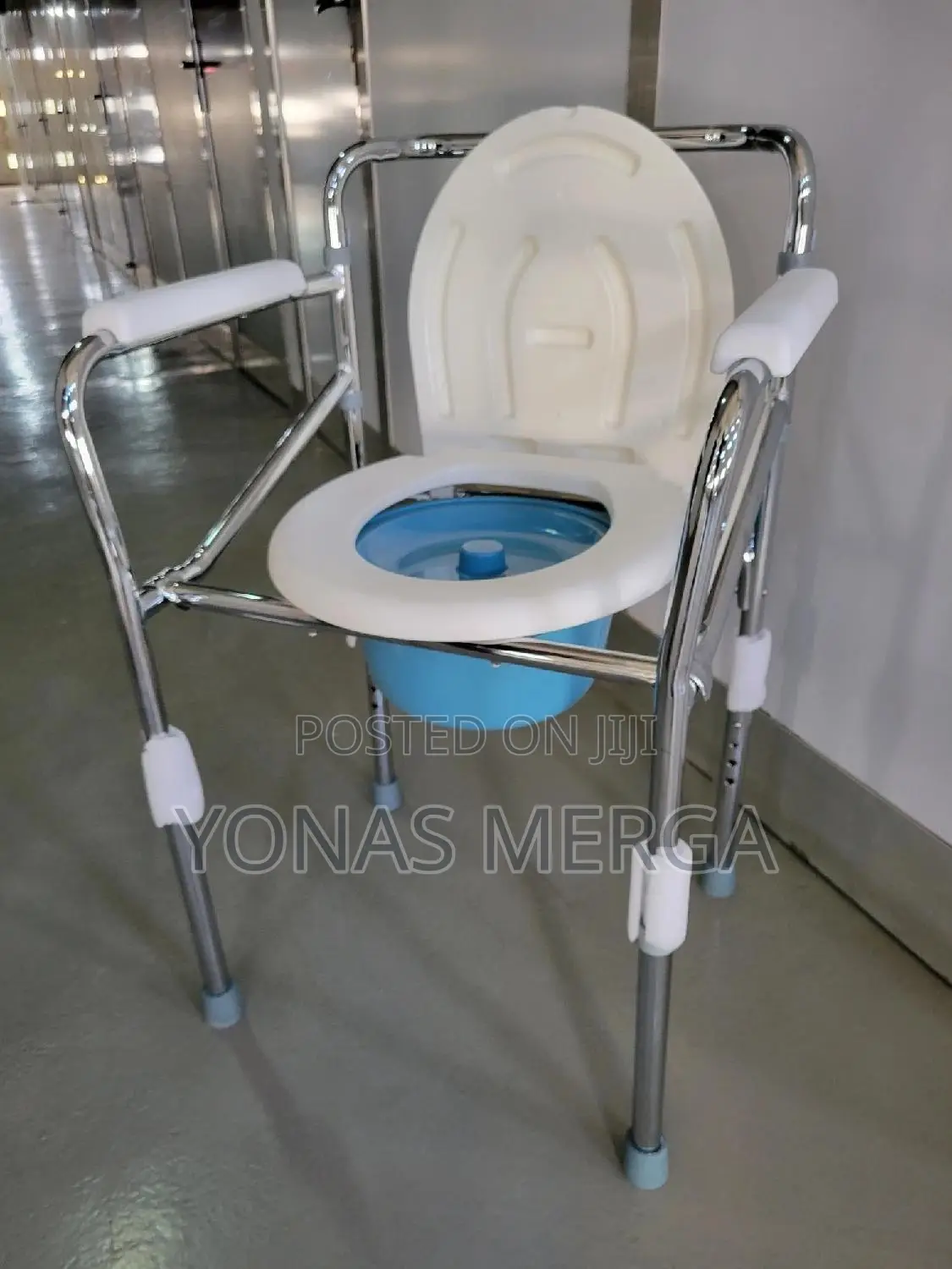 Commode Bucket凸زtoilet Stoolخ厝toilet Chairፗ٨toilet W/Bucket in Nifas ...