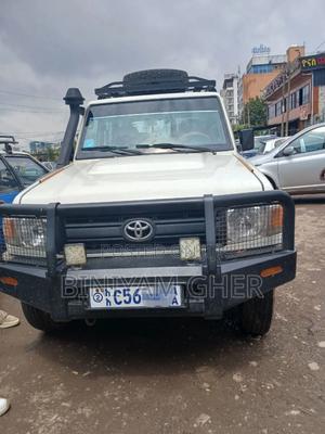 Toyota Land Cruiser 2014 White in Bole - Cars, Benja Car | Jiji.com.et