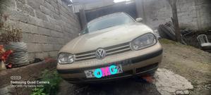 Volkswagen Golf 2003 Gold in Arada - Cars, Tewodros Yilma | Jiji.com.et