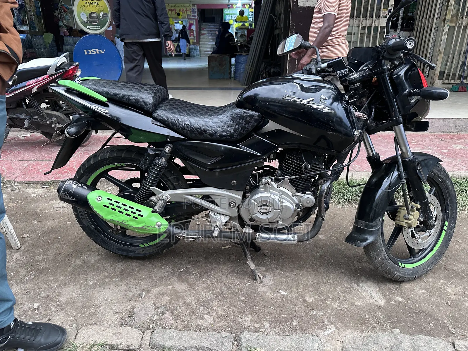 Bajaj Pulsar 180 2015 Black in Oromia Region - Motorcycles & Scooters, Epha Sofi | Jiji.com.et