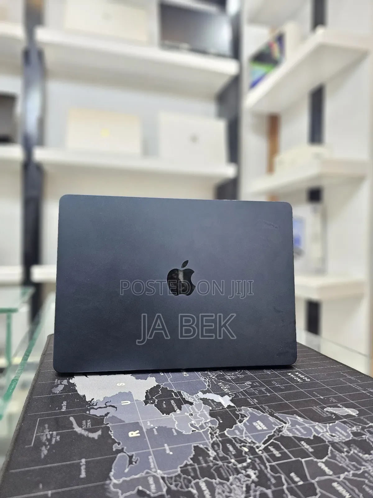 New Laptop Apple MacBook Air 2024 M3 13-Inch 8GB Apple M3 SSD 256GB in ...